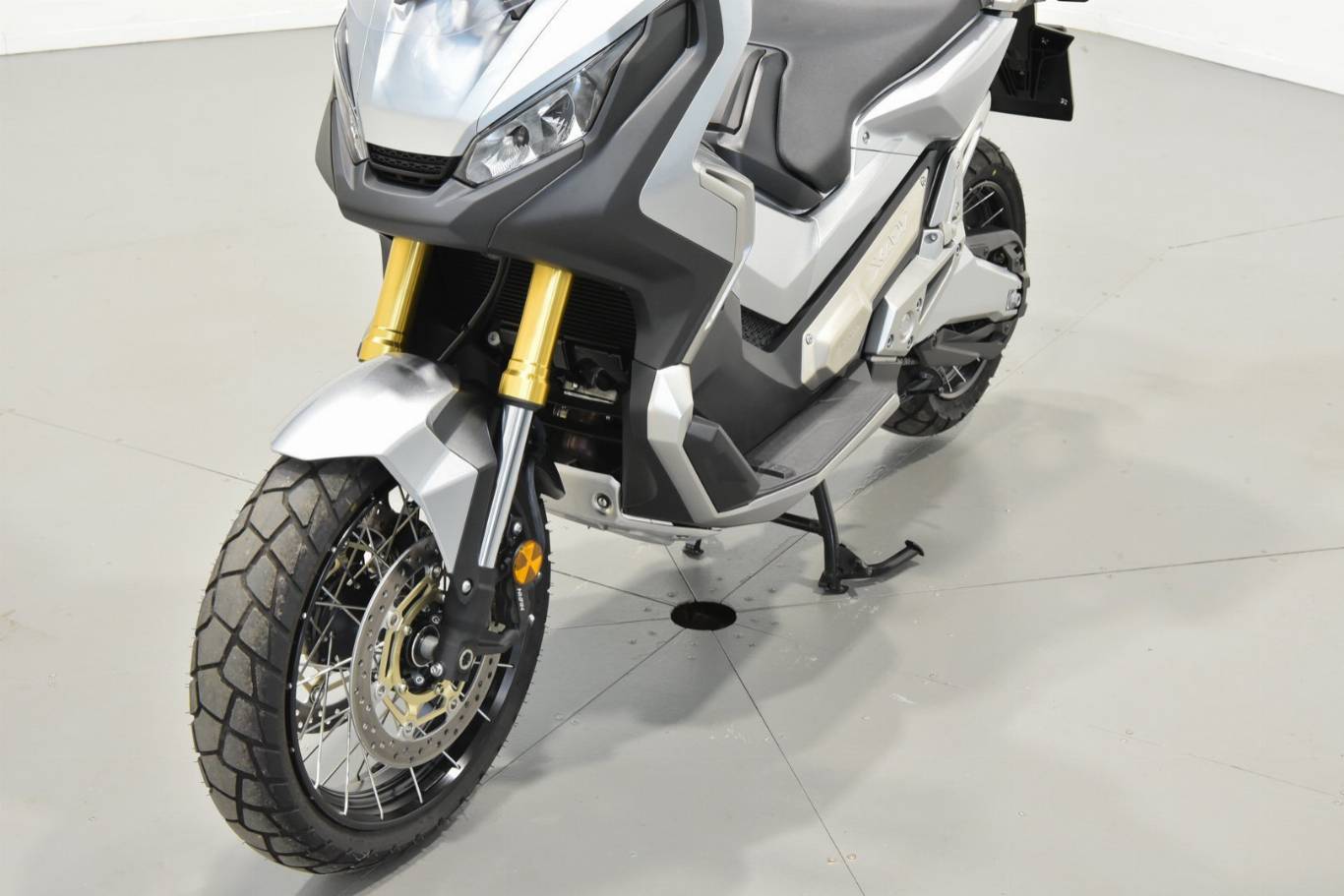 HONDA X-adv 750 Travel edition pari al nuovo Usata a Brescia - AUTOUNICA